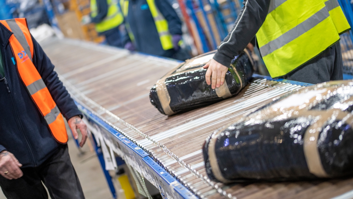 Textiles Delivery Services | Sectors | DX Delivery