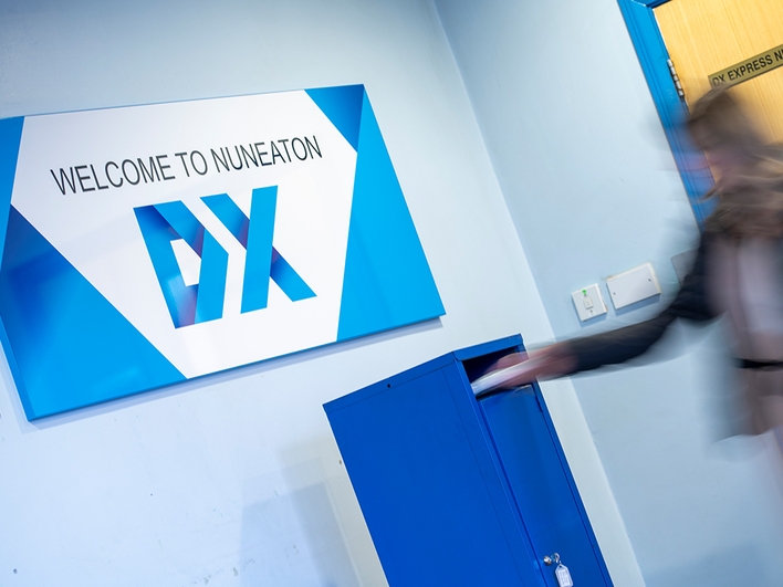 Tracked Specimens | Business Delivery Services | DX Delivery